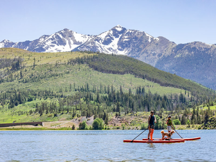 Stand Up Paddleboarding this Summer Near Breckenridge